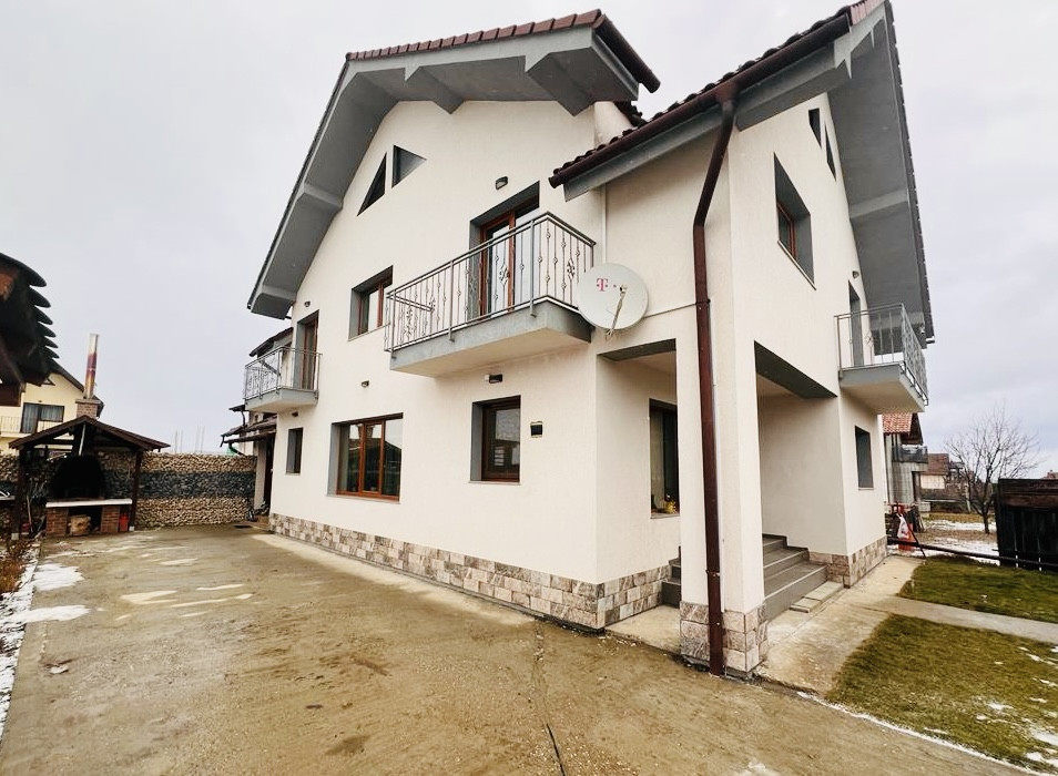 Casa individuala deosebita Râșnov, vedere la munte - Next Level House